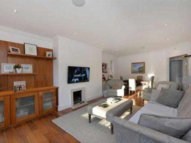 2 Bedrooms Flat for rent in Elsworthy Road, London NW3