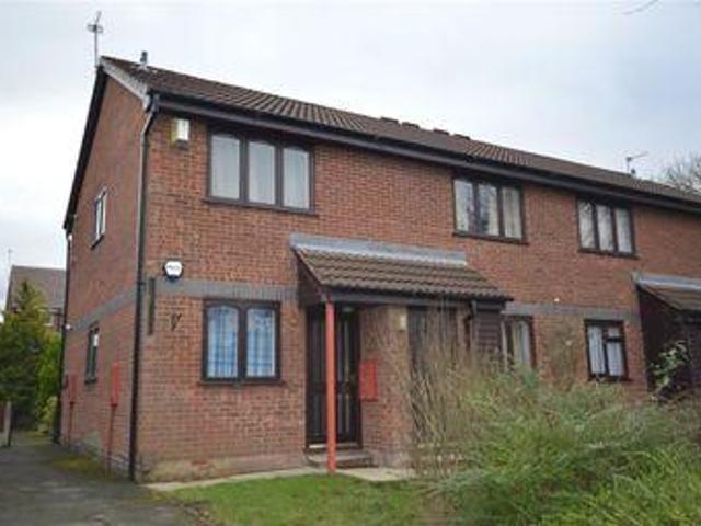 2 Bedrooms Flat for rent in Eppleworth Rise, Clifton M27