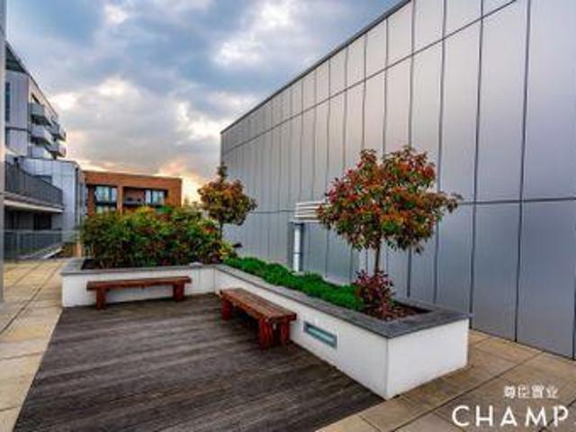 2 Bedrooms Flat for rent in Epstein Square, London E14