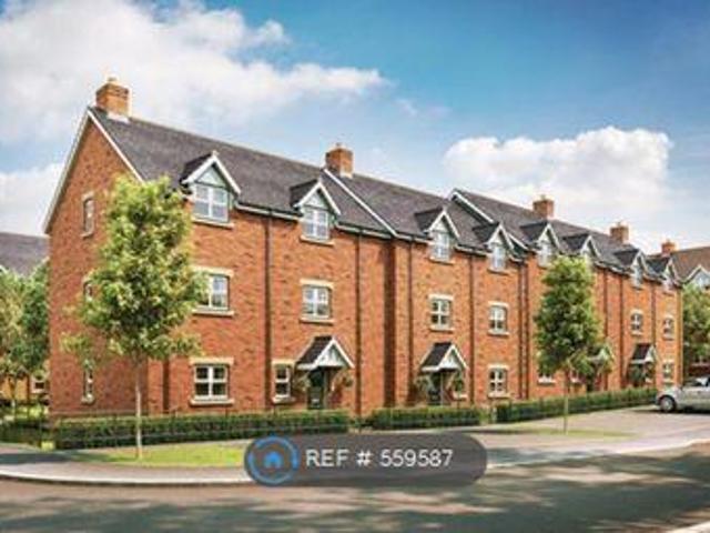 2 Bedrooms Flat for rent in Escelie Way, Birmingham B29