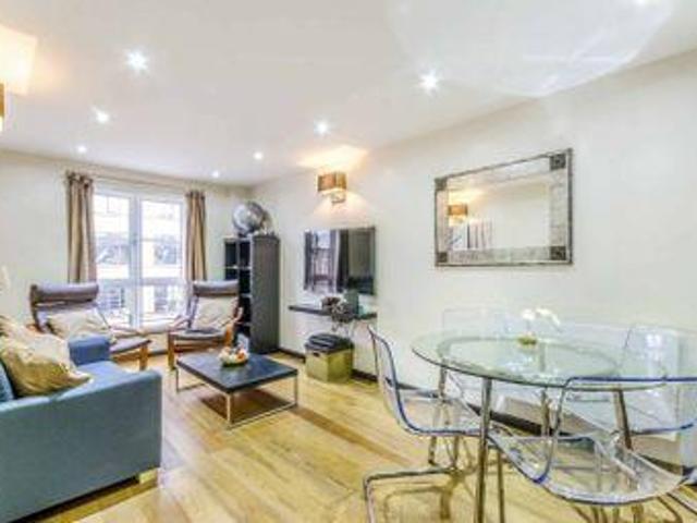 2 Bedrooms Flat for rent in Essex Road, Islington N1