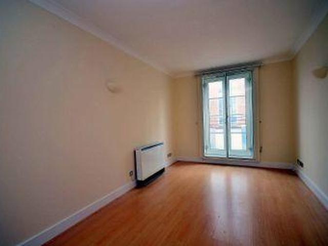2 Bedrooms Flat for rent in Essex Road, Islington N1
