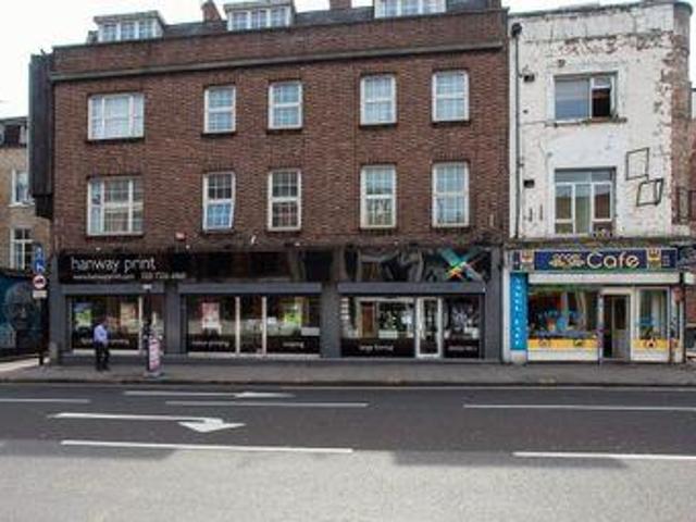 2 Bedrooms Flat for rent in Essex Road, London N1