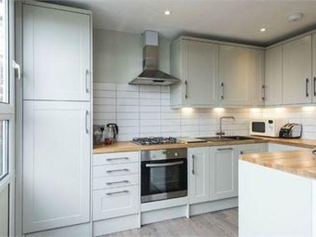 2 Bedrooms Flat for rent in Ethelburga Tower, Rosenau Road, Battersea SW11