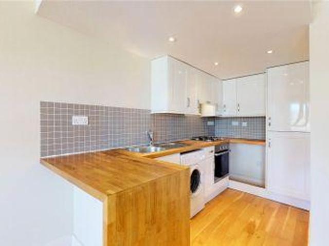 2 Bedrooms Flat for rent in Evering Road, London E5