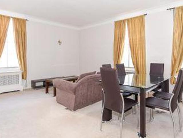 2 Bedrooms Flat for rent in Eyre Court, St Johns Wood NW8