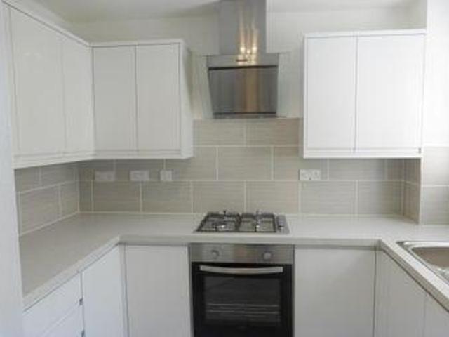 2 Bedrooms Flat for rent in Fourth Avenue, Hove BN3