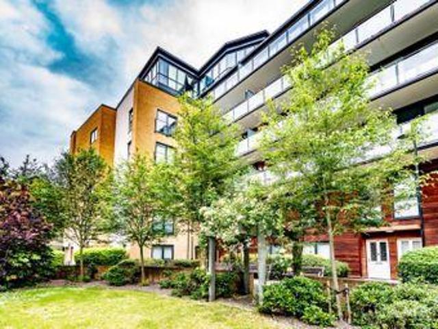 2 Bedrooms Flat for rent in Forge Square, Westferry Road, London E14