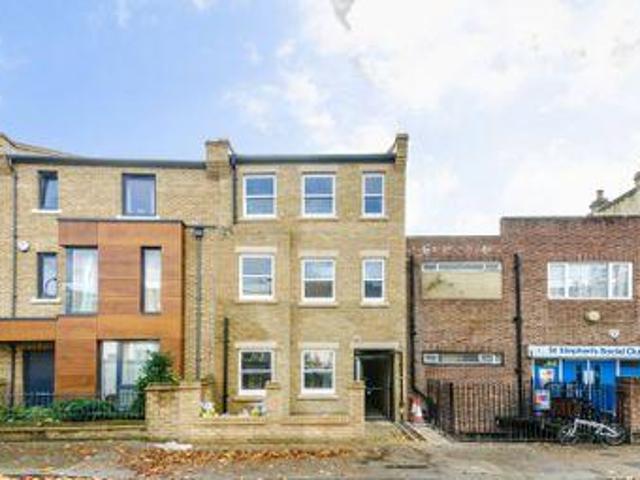 2 Bedrooms Flat for rent in ford Road, Shepherd´s Bush W12