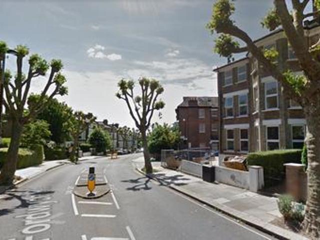 2 Bedrooms Flat for rent in Fordwych Road, West Hampstead NW2