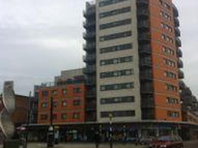 2 Bedrooms Flat for rent in Forest Lane, Forest Lane E15