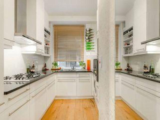 2 Bedrooms Flat for rent in Fawcett Court, Chelsea, London SW10