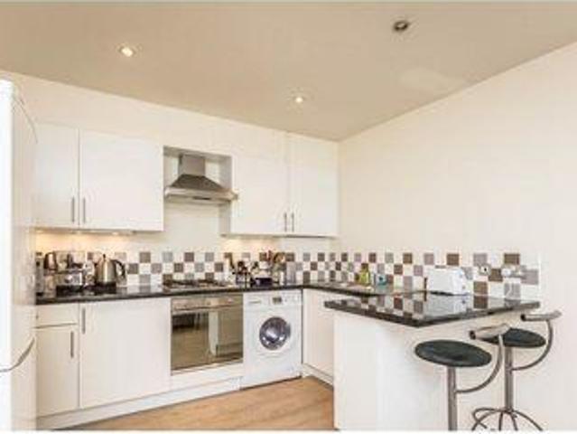 2 Bedrooms Flat for rent in Faber House, Wandsworth Road SW8