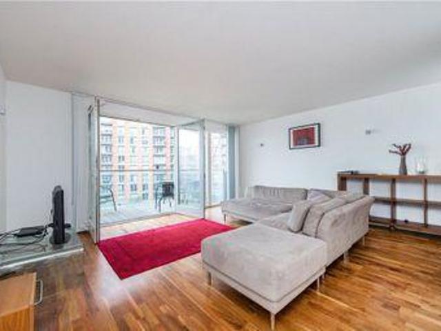 2 Bedrooms Flat for rent in Fairmont Avenue, London E14