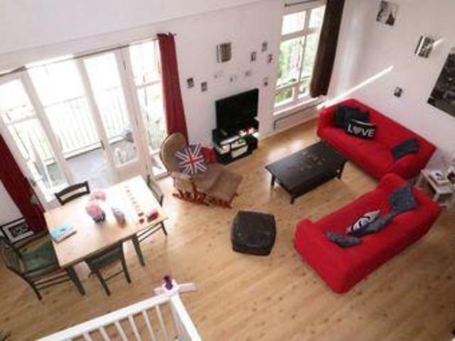 2 Bedrooms Flat for rent in Fairfield Road, London E3