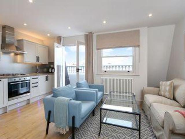 2 Bedrooms Flat for rent in Fairholme Road, London W14