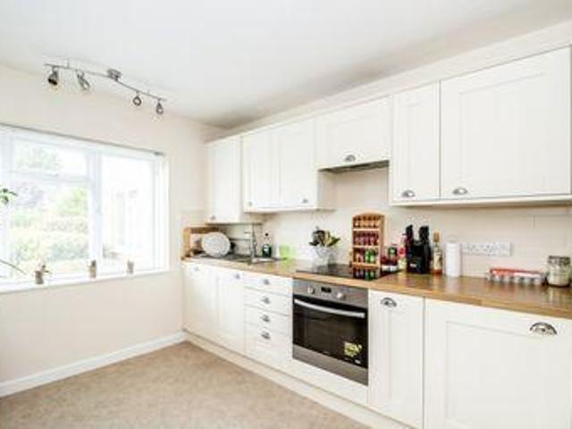 2 Bedrooms Flat for rent in Fairlawn, Oxford OX2