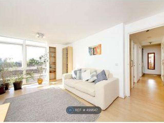 2 Bedrooms Flat for rent in Fairlead House, London E14