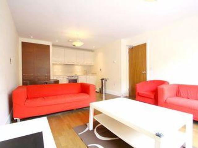 2 Bedrooms Flat for rent in Falcon Drive, Cardiff CF10