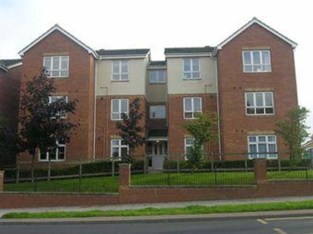 2 Bedrooms Flat for rent in Farrier Way, Robin Hood WF3