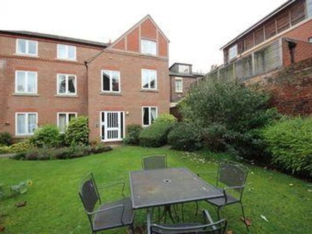 2 Bedrooms Flat for rent in Fetter Lane, York YO1