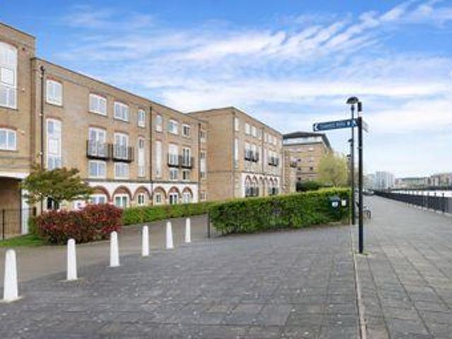 2 Bedrooms Flat for rent in Ferguson Close, Ferguson Close, Mudchute E14