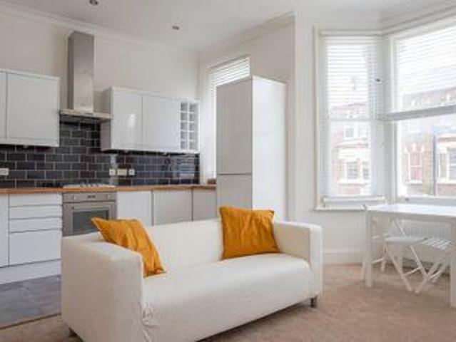 2 Bedrooms Flat for rent in Fermoy Road, London W9