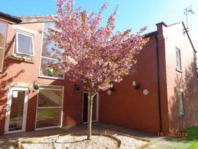 2 Bedrooms Flat for rent in Fernwood Mews, Gainsborough DN21