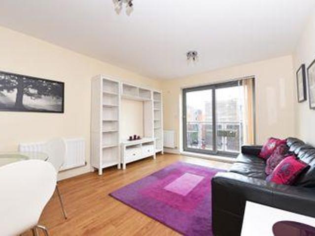 2 Bedrooms Flat for rent in Fitzgerald House, London SW17