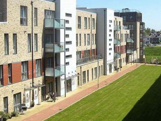 2 Bedrooms Flat for rent in Fitzgerald Place, Cambridge CB4