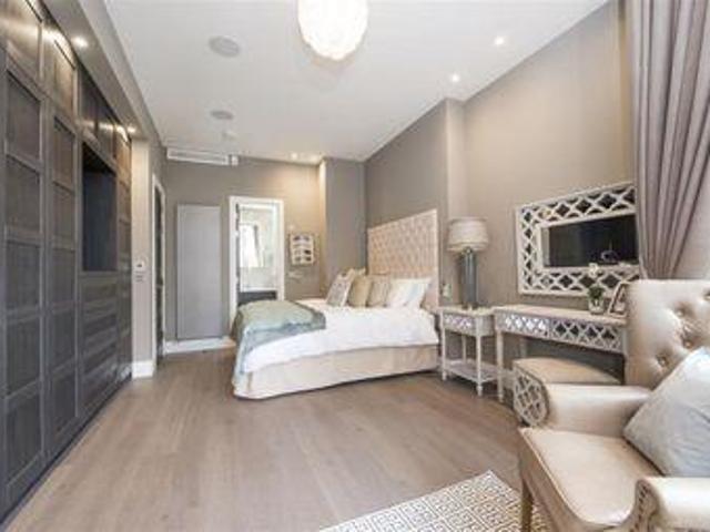 2 Bedrooms Flat for rent in Fitzjohns Avenue, London NW3