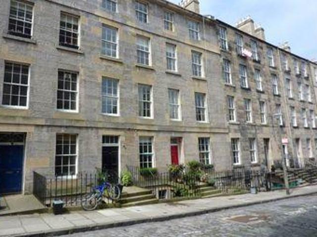 2 Bedrooms Flat for rent in field Square, City Centre, Edinburgh EH1