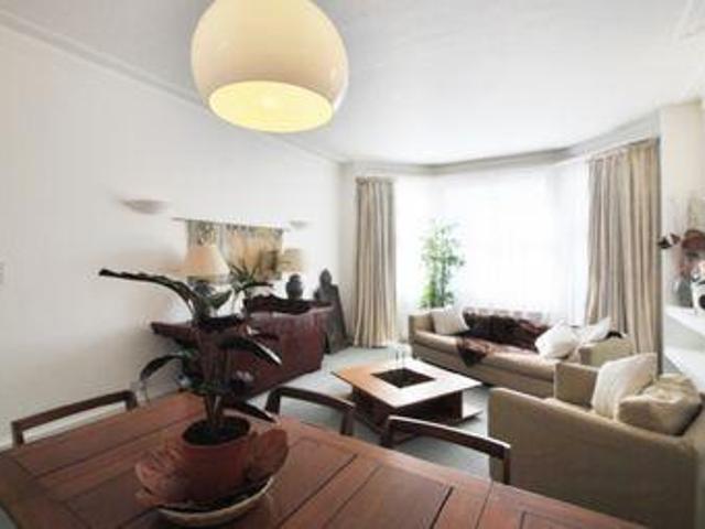 2 Bedrooms Flat for rent in Finchley Road, Finchley Road, London NW3
