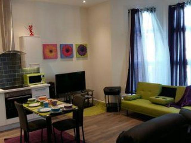 2 Bedrooms Flat for rent in Finchley Road, Fortune Green NW3