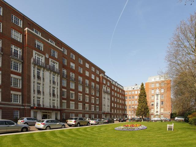 2 Bedrooms Flat for Rent in Finchley Road | Foxtons