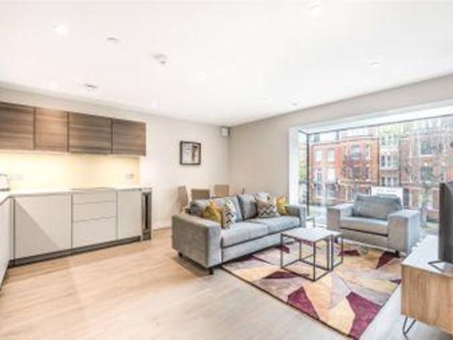 2 Bedrooms Flat for rent in Finchley Road, Hampstead, London NW3