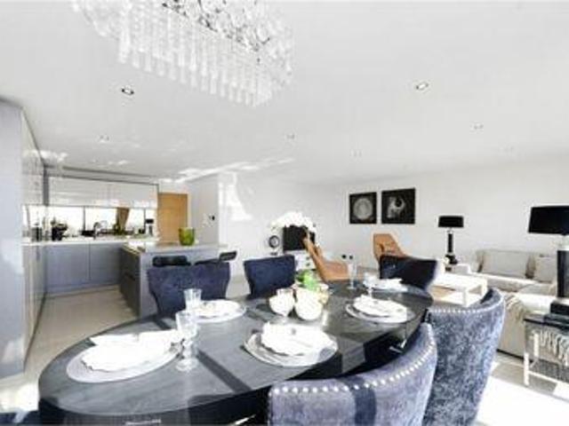 2 Bedrooms Flat for rent in Finchley Road, Hampstead, London NW3