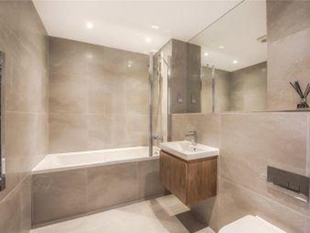 2 Bedrooms Flat for rent in Finchley Road, Hampstead, London NW3