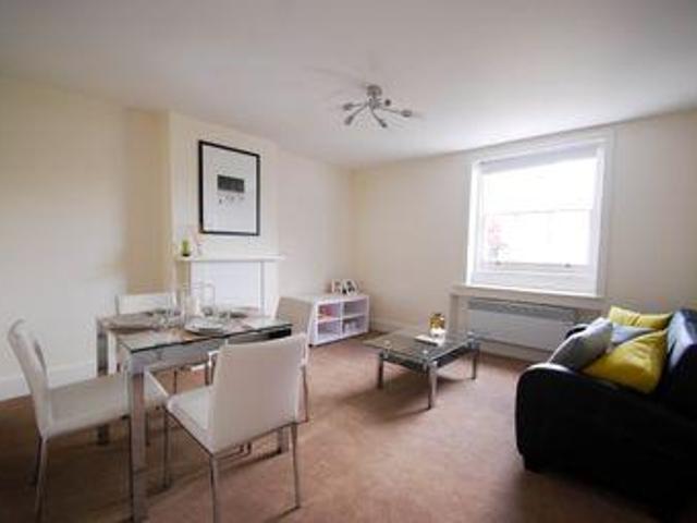 2 Bedrooms Flat for rent in Finchley Road, London NW8