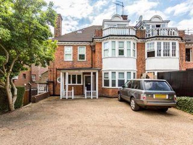 2 Bedrooms Flat for rent in Finchley Road, London NW11