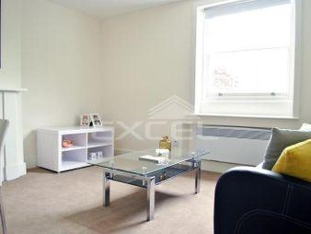 2 Bedrooms Flat for rent in Finchley Road, St Johns Wood, London NW8