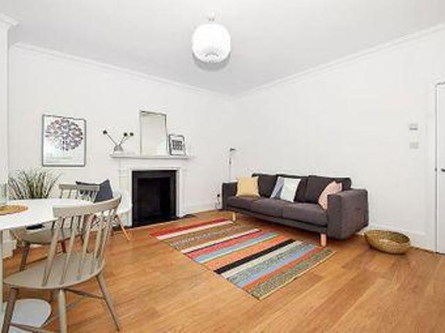 2 Bedrooms Flat for rent in Finborough Road, Chelsea, London SW10