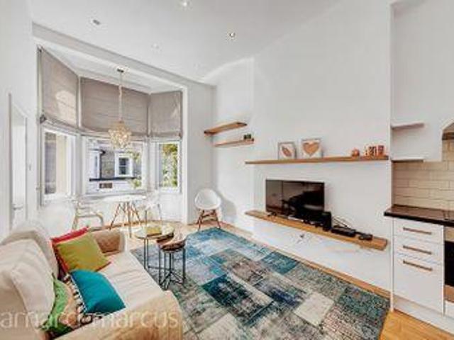 2 Bedrooms Flat for rent in Finborough Road, London SW10