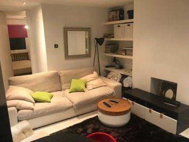 2 Bedrooms Flat for rent in Finborough Road, London SW10