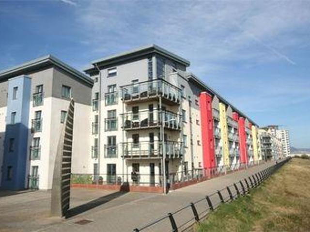 2 Bedrooms Flat for rent in Fishermans Way, Maritime Quarter, Swansea SA1