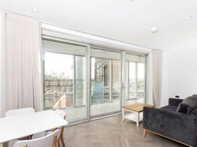 2 Bedrooms Flat for rent in Fladgate House, Battersea Power Station, 4 Circus Road West SW11