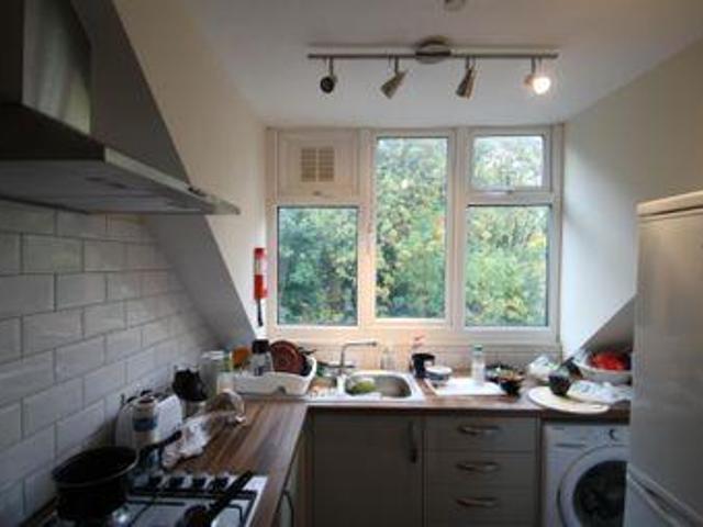 2 Bedrooms Flat for rent in Flat D, 301 Upperthorpe, Crookesmoor, Sheffield S6
