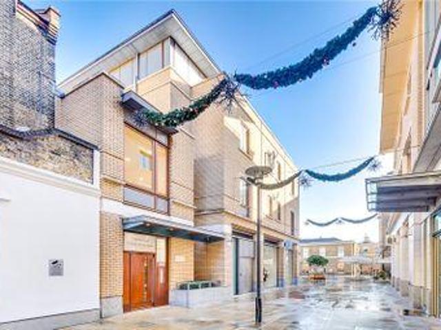 2 Bedrooms Flat for rent in Frederick Court, 30 Duke Of York Square, London SW3