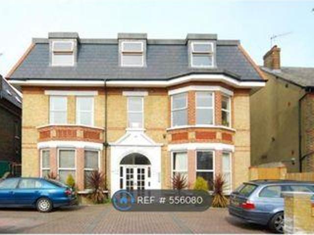 2 Bedrooms Flat for rent in Freeland Road, London W5