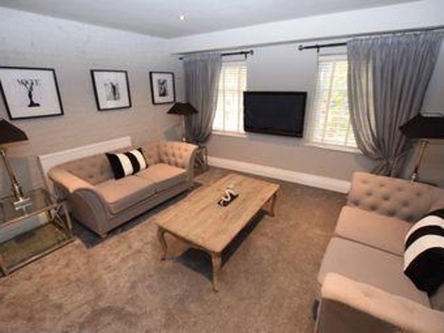 2 Bedrooms Flat for rent in Friar Gate Court, Friar Gate, Derby DE1